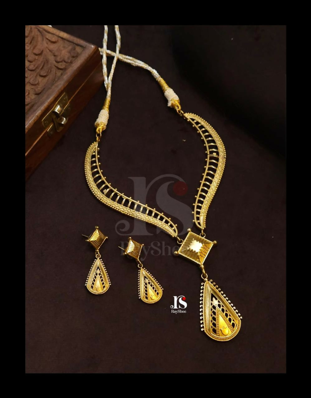 Flexi Hasli Set – MESH EXCLUSIVES