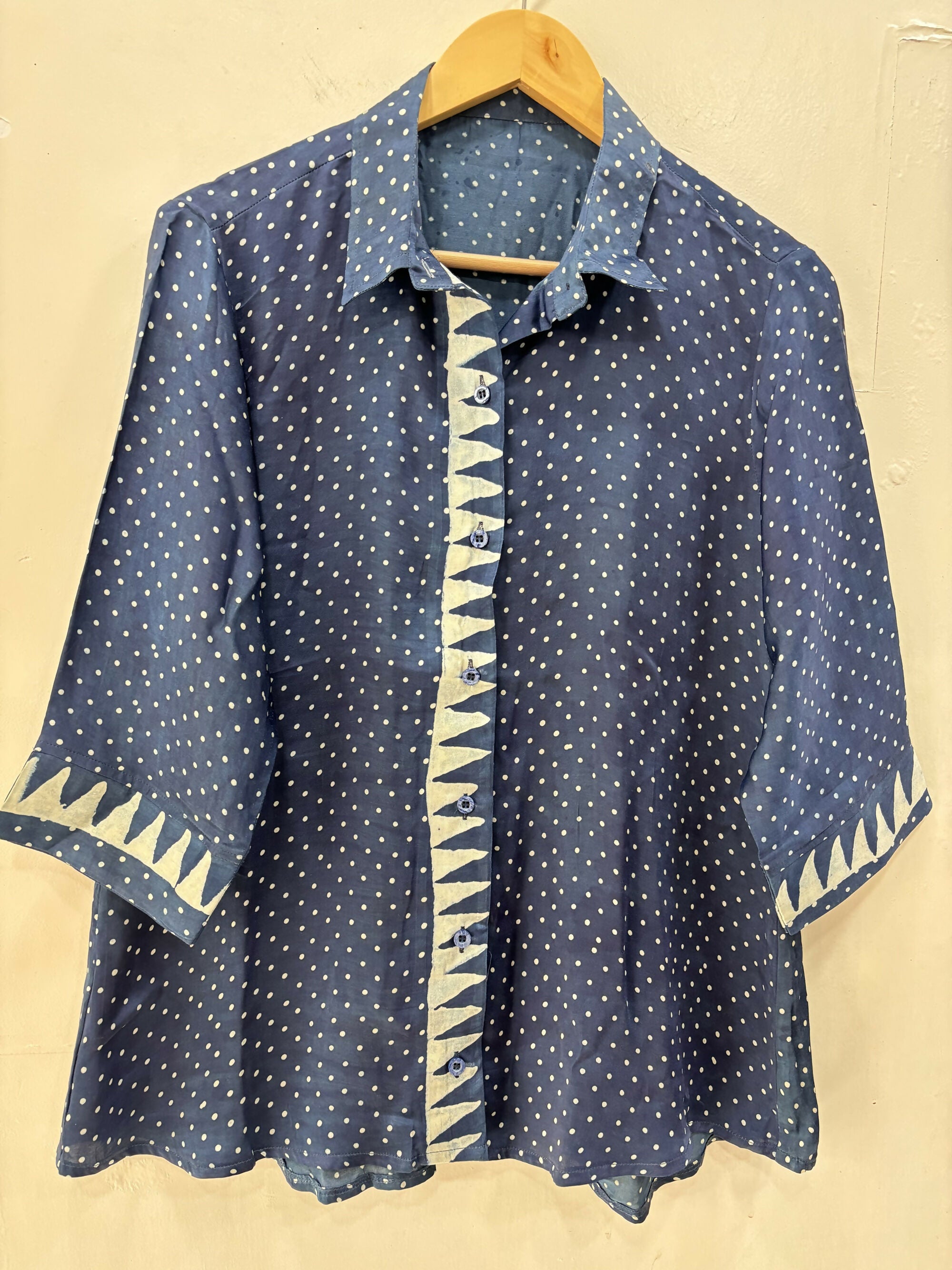 Dotted Shirt – MESH EXCLUSIVES